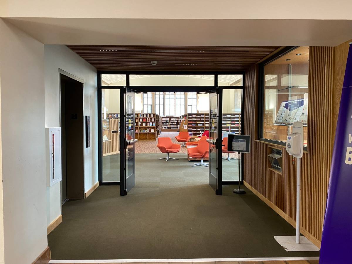 tateuchi-library-2 - junglecity.com